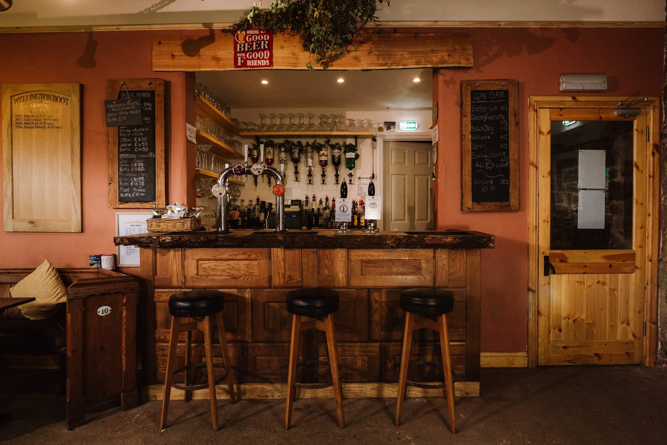 Www redrockbrewery co uk tap bar